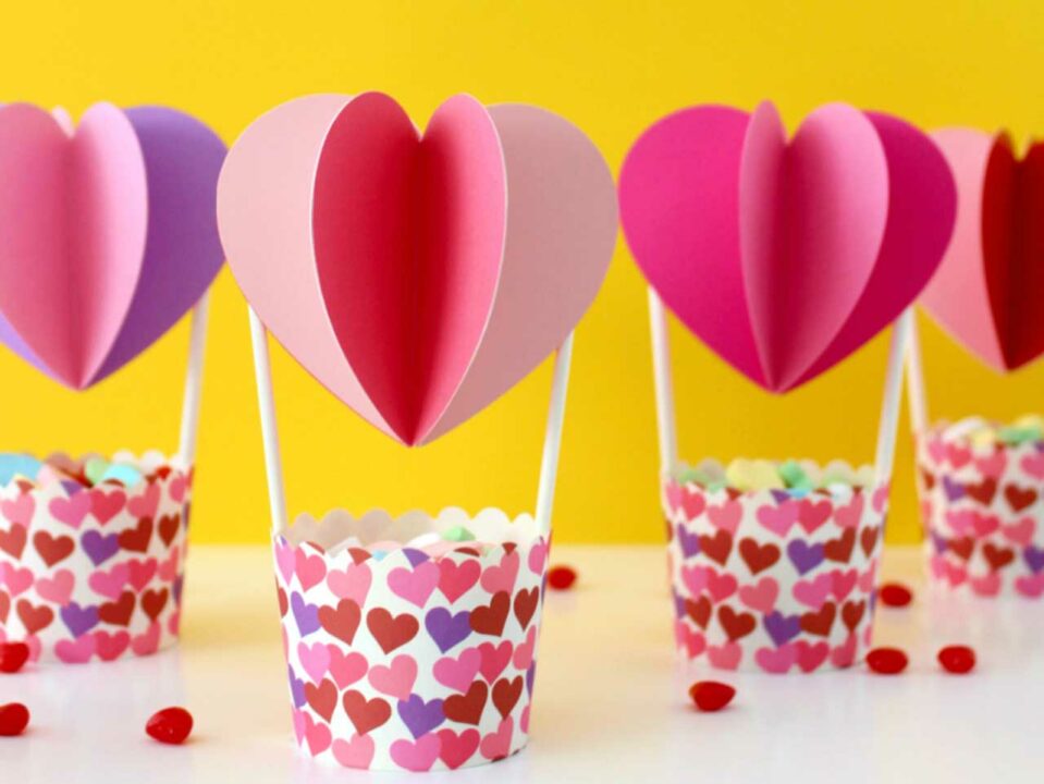 Valentine’s Day Hot Air Balloon Craft: Easy Valentine’s Crafts